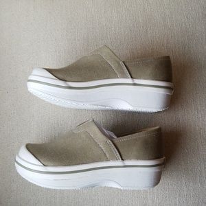 Dansko | Shoes | Dansko Vesta Canvas In Sand | Poshmark